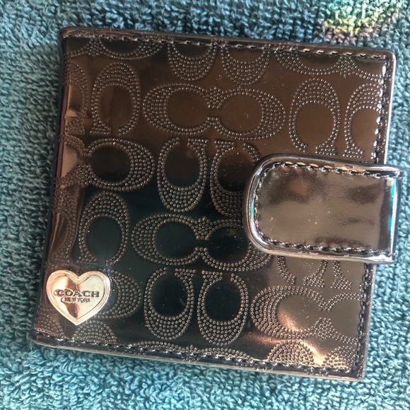 Coach | Accessories | Coach Signature Mirror Patent Leather | Poshmark